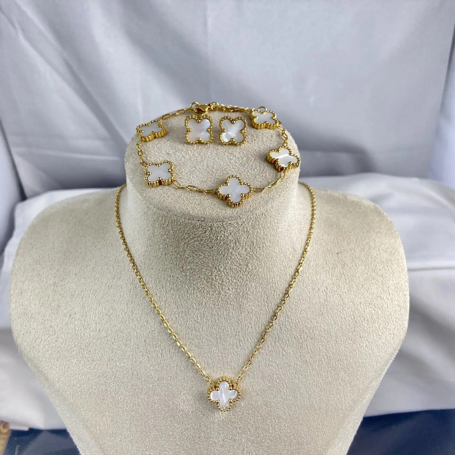 Clover Set – ONYÈ JEWELS: Jewellery and Eyewear Wholesale